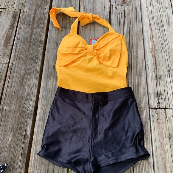 Hot Topic | Tops | Rare Vintage Yellow Pinup Rockabilly Bow Top | Poshmark